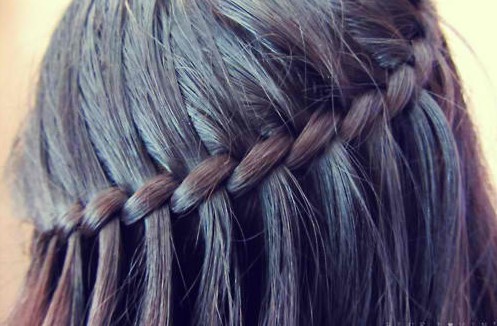 Waterfall Braid - Hairstyles Weekly