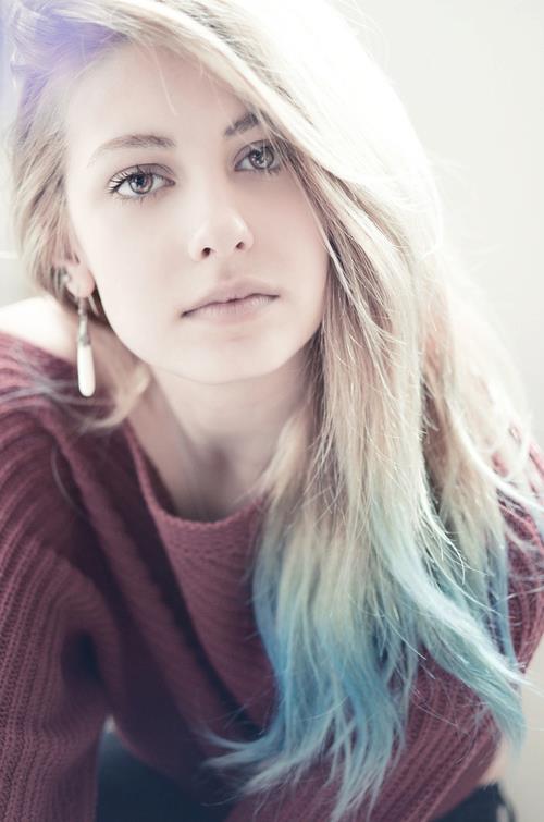 Light Blue Dip Dye on Long Hair - Stylish Feminine Hairstyle for Fall ...