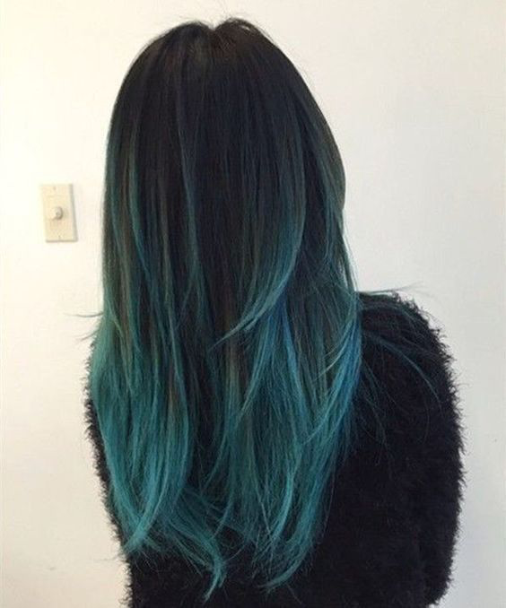 How to Rock the Blue Hair Trend - Hairstyles Weekly
