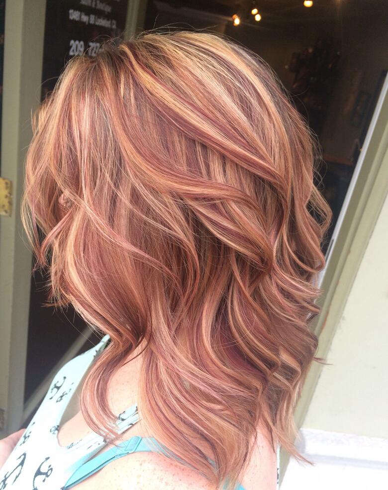 18 Bombshell Blonde & Red Hairstyles – For Sizzling Sexpots ...