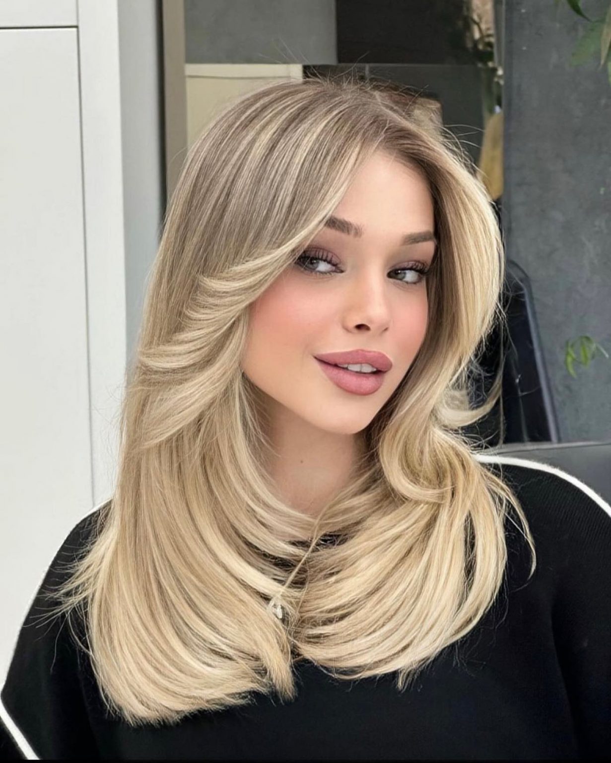 A Beginner's Guide on How to Style Curtain Bangs - Hairstyles Weekly