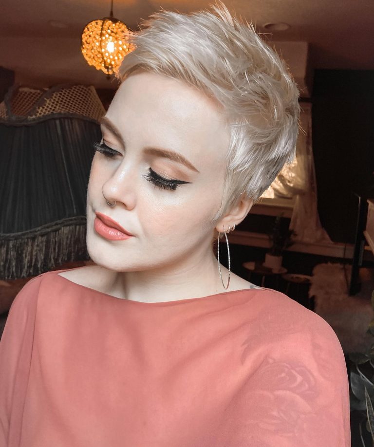 40 Best Pixie Cuts & Hairstyles for Women 2024 - Hairstyles Weekly